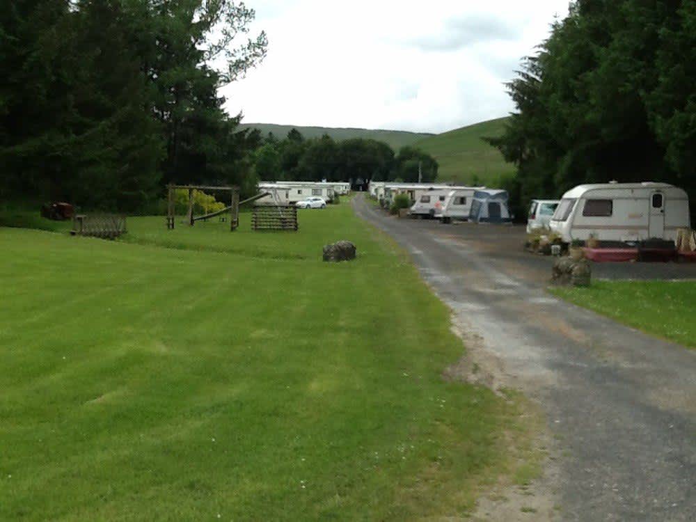 Honey Cottage Caravan Park - Hipcamp in Roxburgh, Ettrick and ...