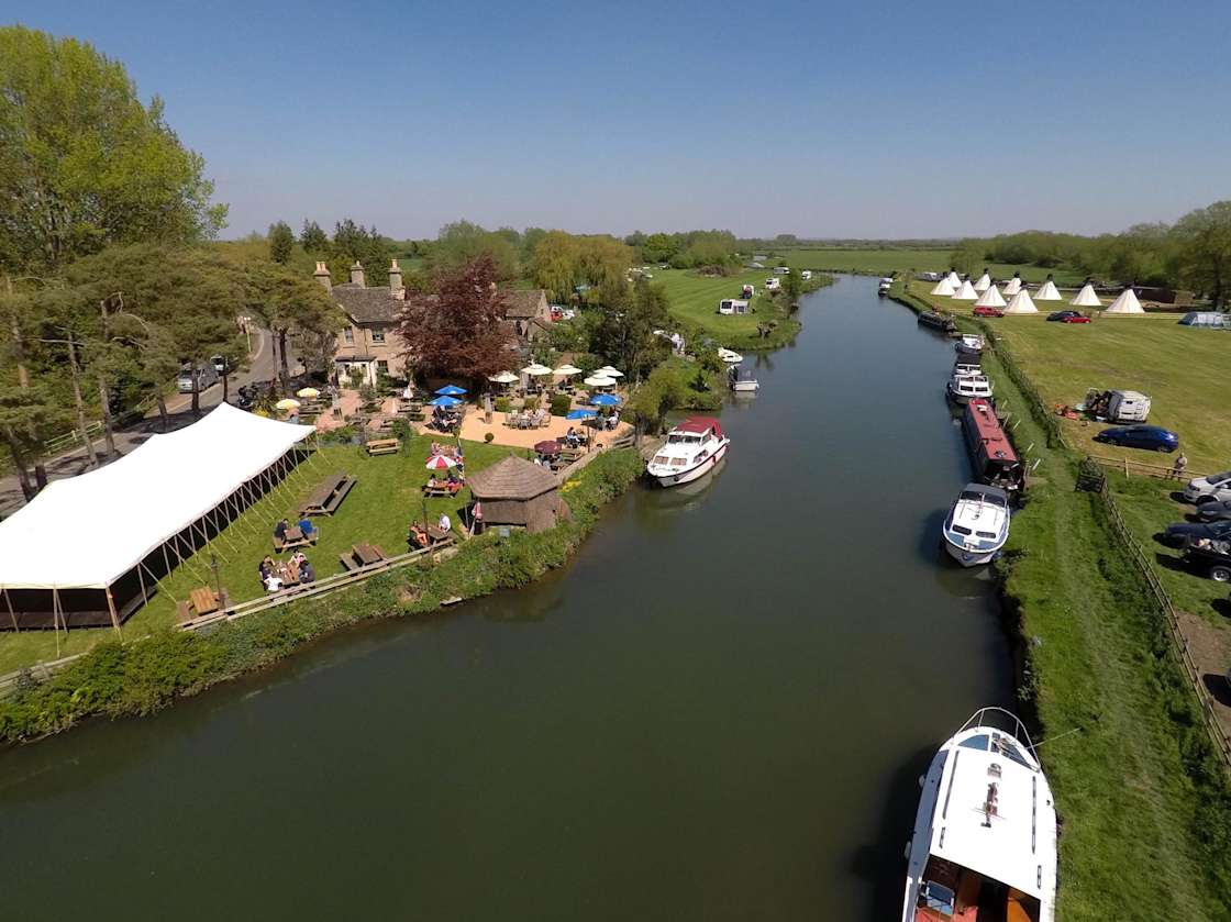 Radcot Leisure on Thames - Hipcamp in Oxfordshire, England