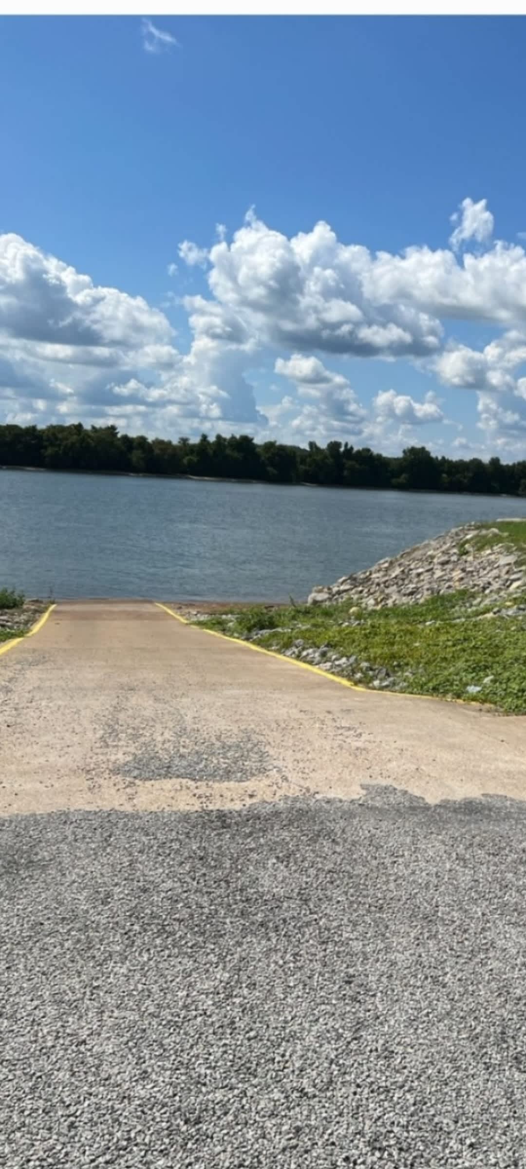 Bonita & Geno's RV Lot by TN River - Hipcamp in Decaturville, Tennessee