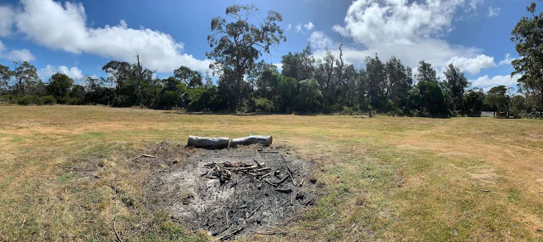 Stockyard Paddock Camping - Hipcamp in Port Albert, Victoria