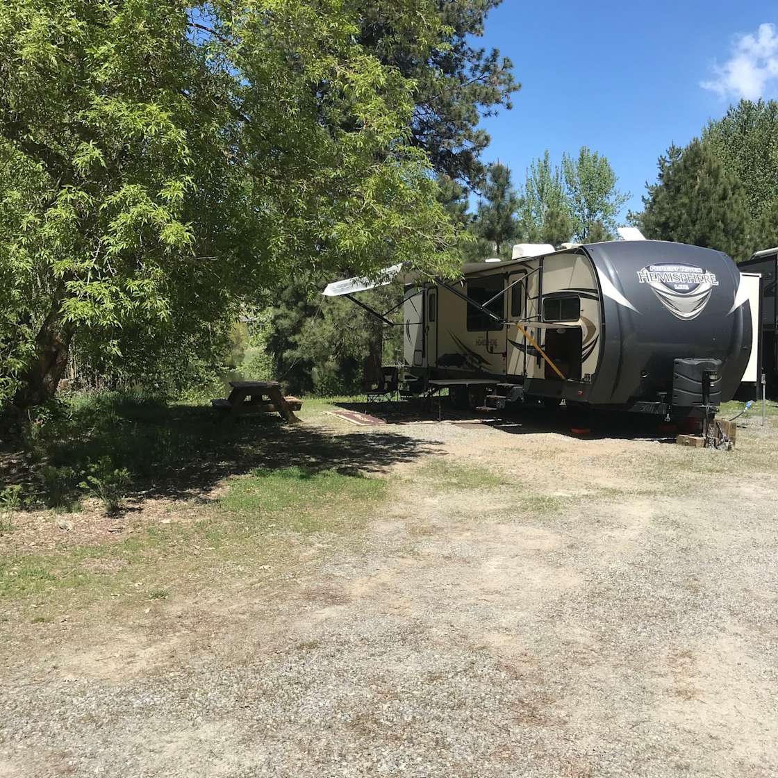 Blue Lake RV Resort - Hipcamp in Naples, Idaho