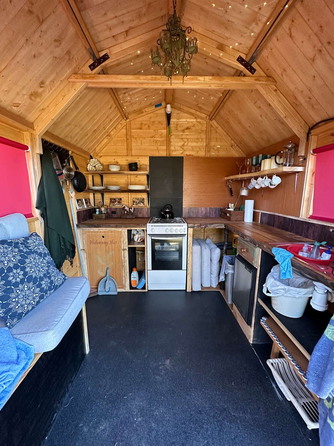 Larch’s Hideaway Hut - Hipcamp in Bridgnorth, England