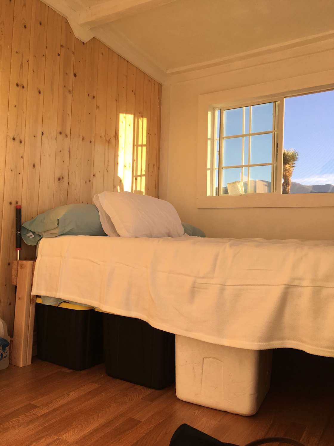 Off-Grid Tiny House Retreat - Hipcamp in Piñon Hills, California