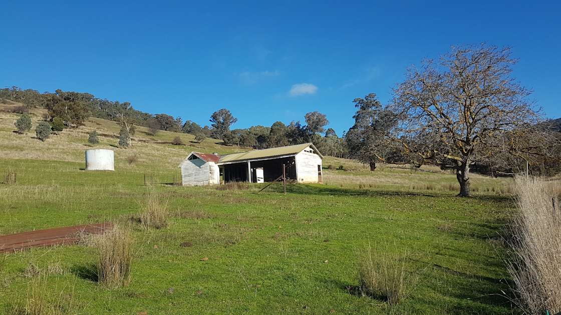 Mountain Solace - Hipcamp in Tatong, Victoria