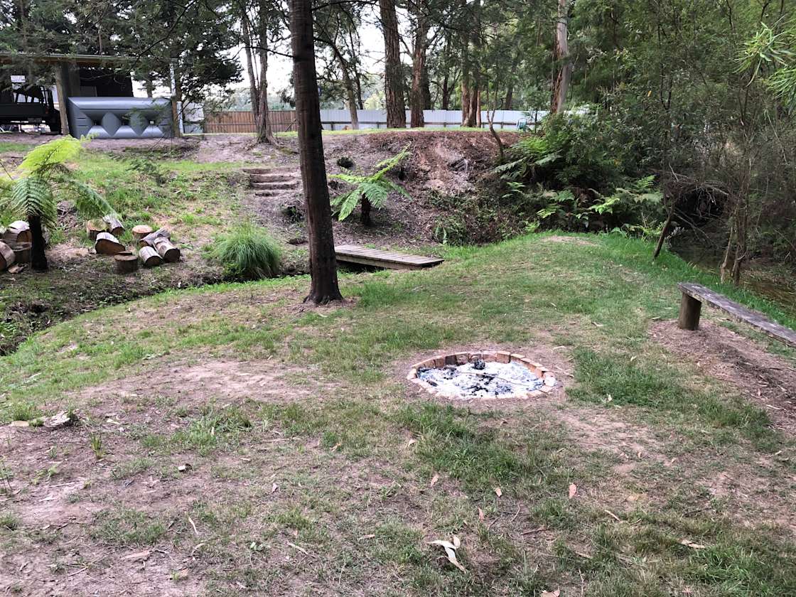 Glenview island - Hipcamp in Launching Place, Victoria