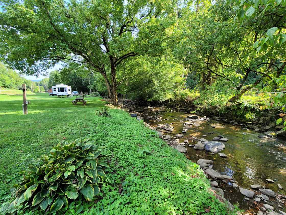 Del Rio Happy Camper - Hipcamp in Del Rio, Tennessee