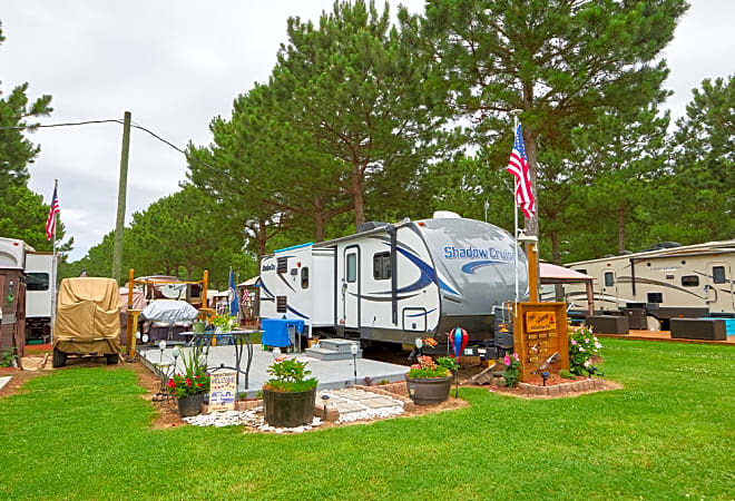 Bethpage Camp Resort - Hipcamp in Urbanna, Virginia