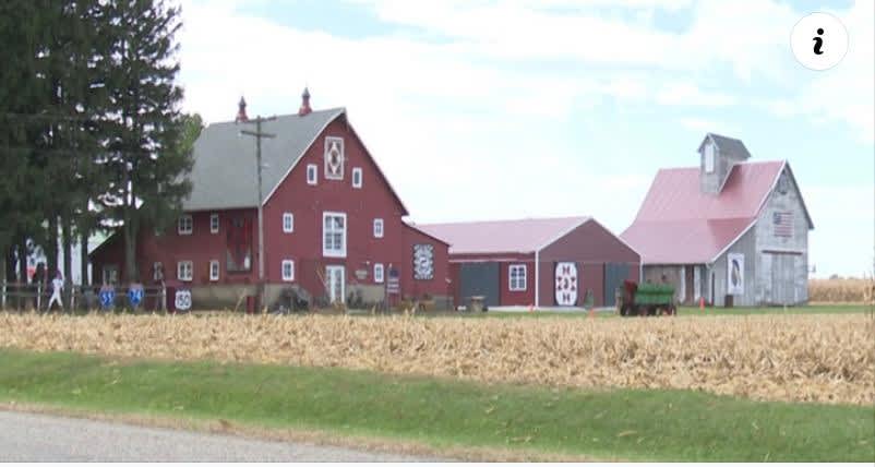 The Old Rugged Barn - Hipcamp in Towanda, Illinois