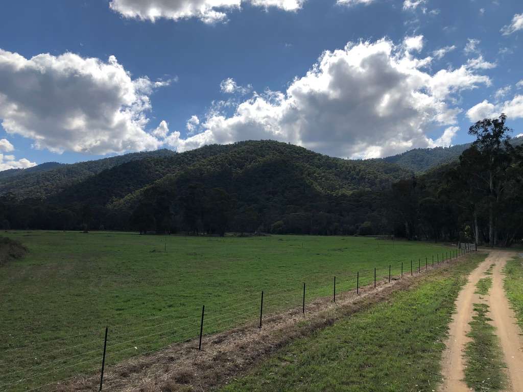 High Country Gold - Hipcamp in Smoko, Victoria