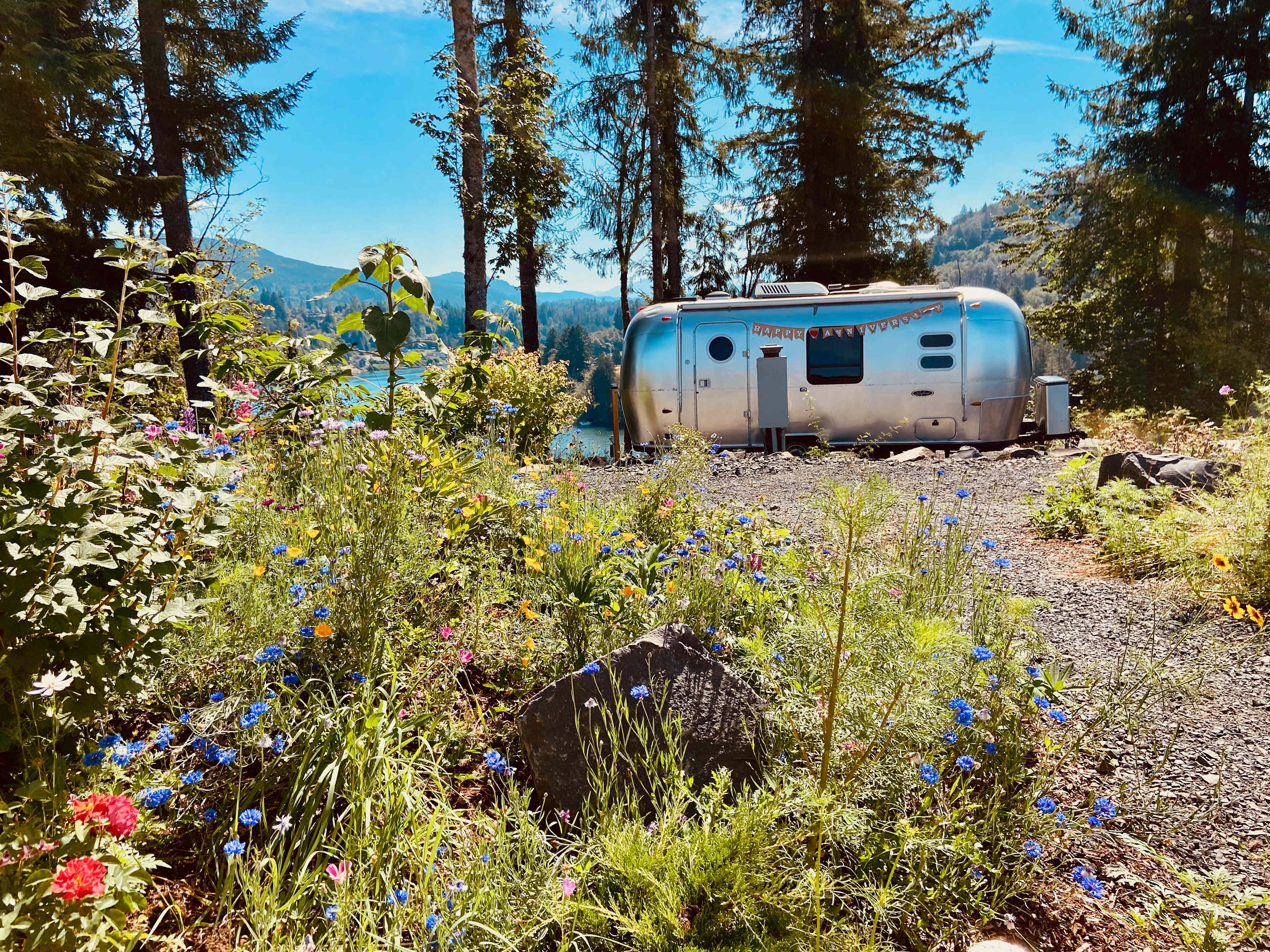 The Lookout at Mayfield Lake - Hipcamp in Silver Creek, Washington