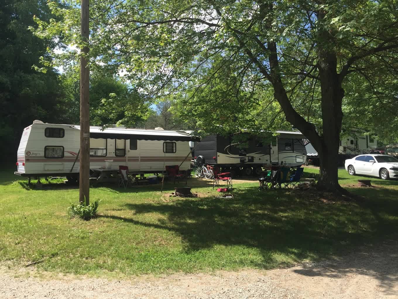 Maple Ridge Campground - Hipcamp in Lakeville, Indiana