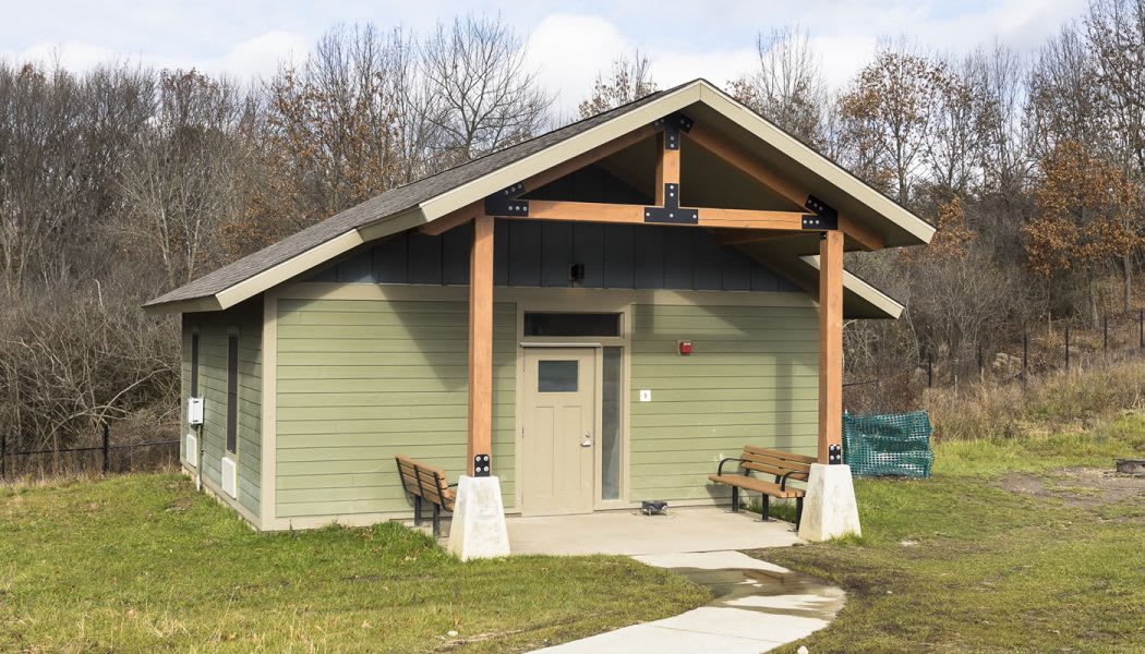 Camp Bullfrog Lake - Hipcamp in Willow Springs, Illinois