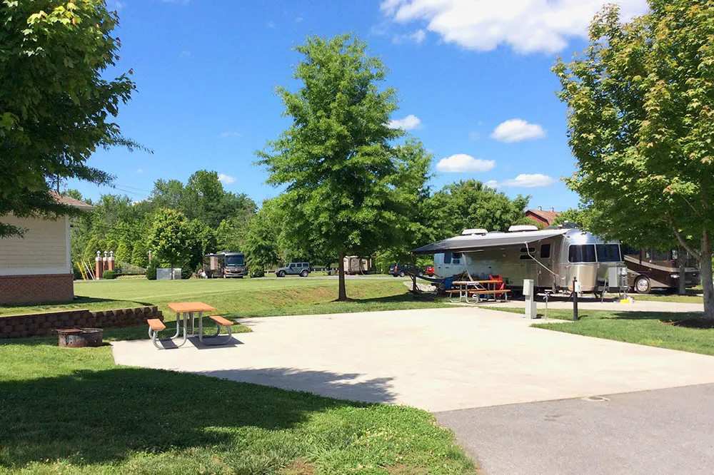 Pine Mountain RV Park - Hipcamp in Pigeon Forge, Tennessee