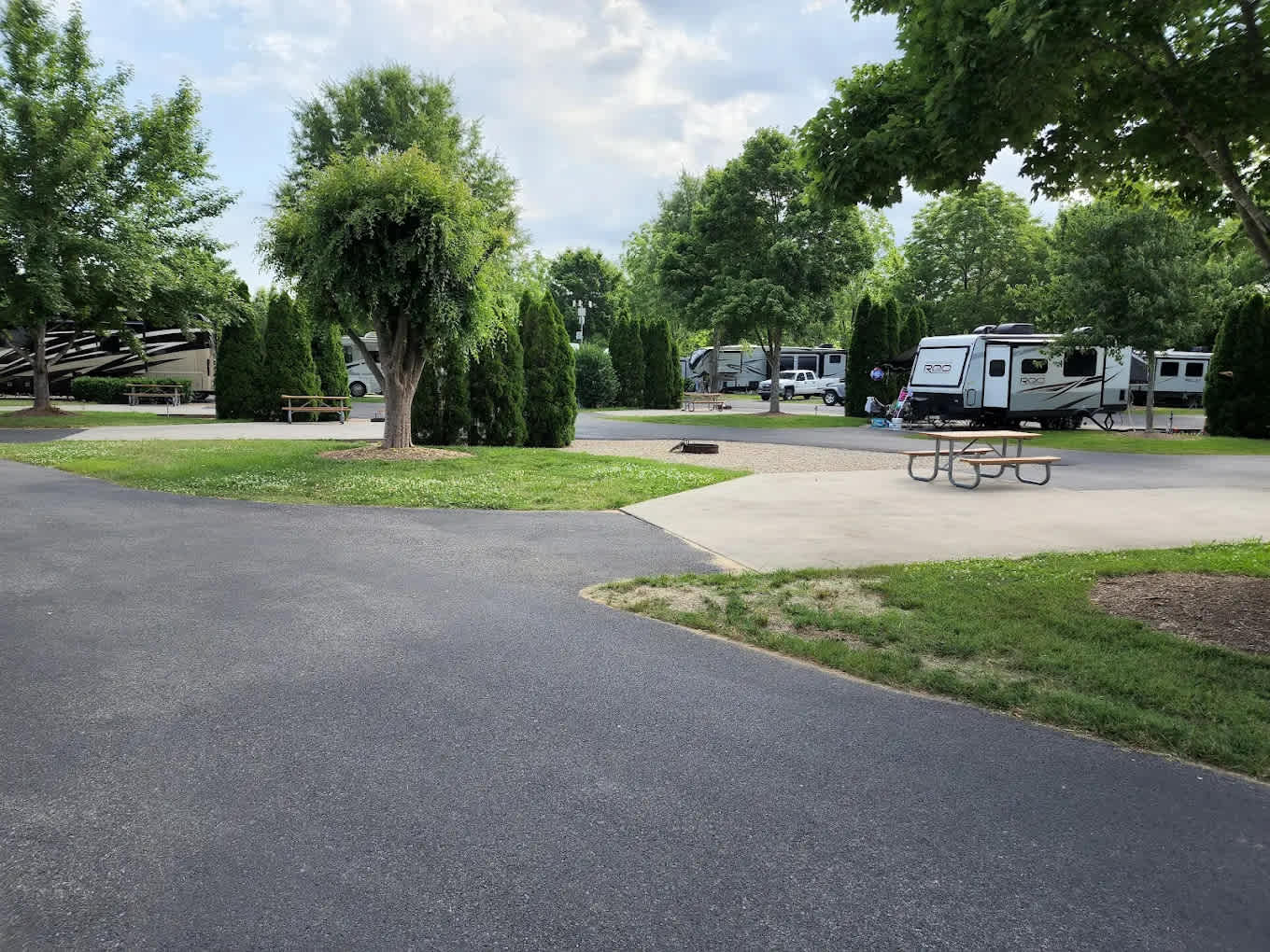 Pine Mountain RV Park - Hipcamp in Pigeon Forge, Tennessee