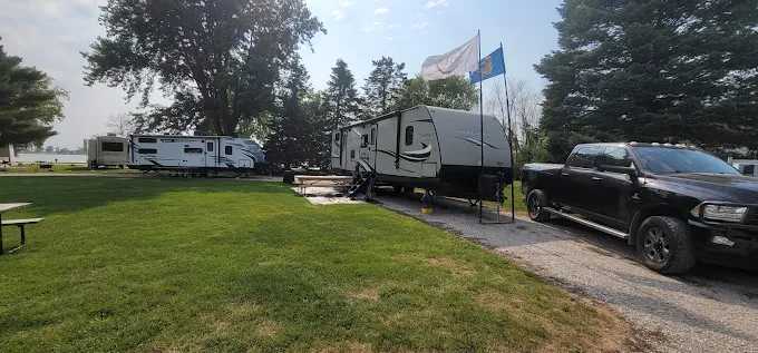 Little Wall Lake County Park - Hipcamp in Jewell, Iowa