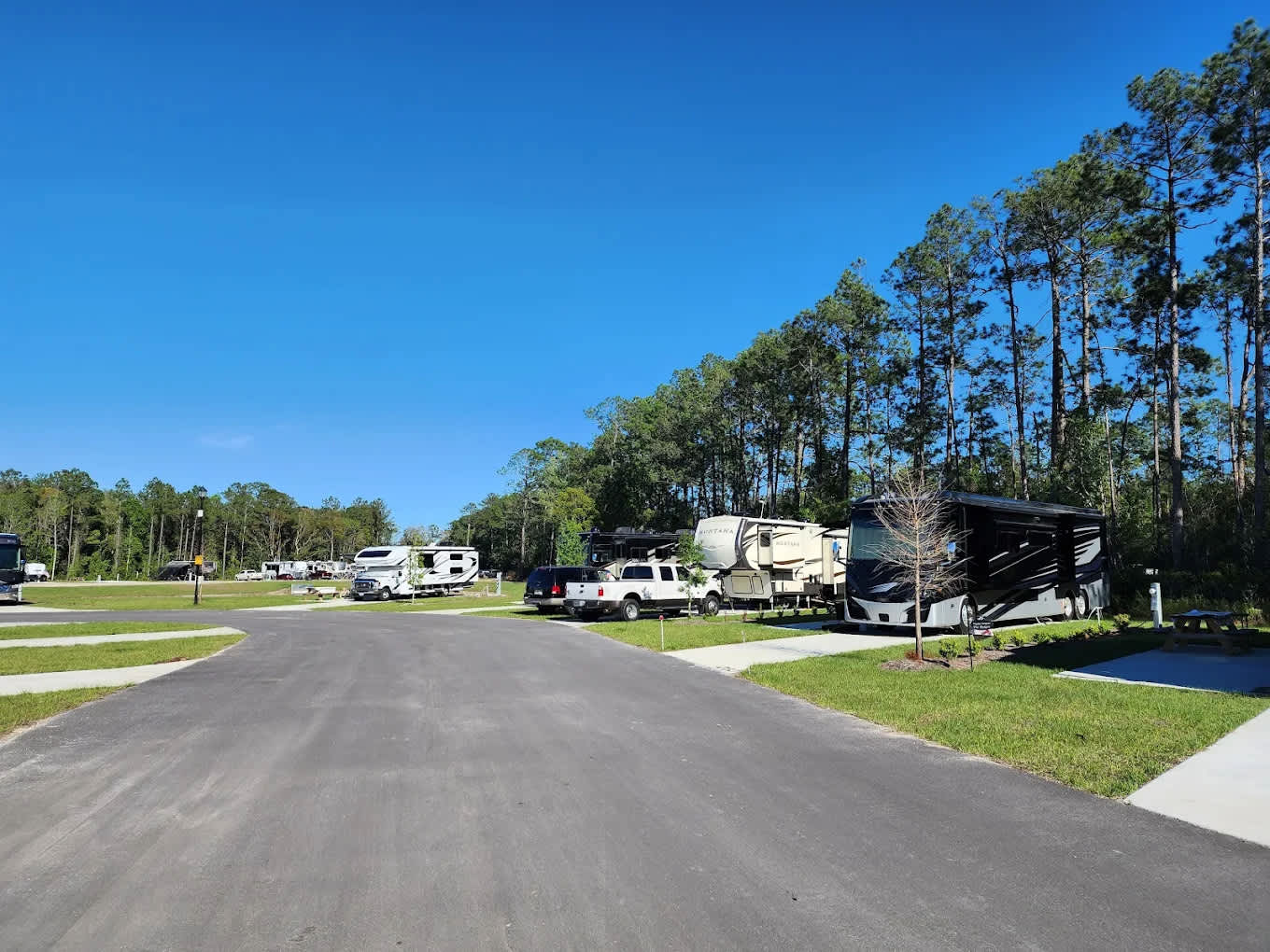 Island Oaks RV Resort - Hipcamp in Glen Saint Mary, Florida