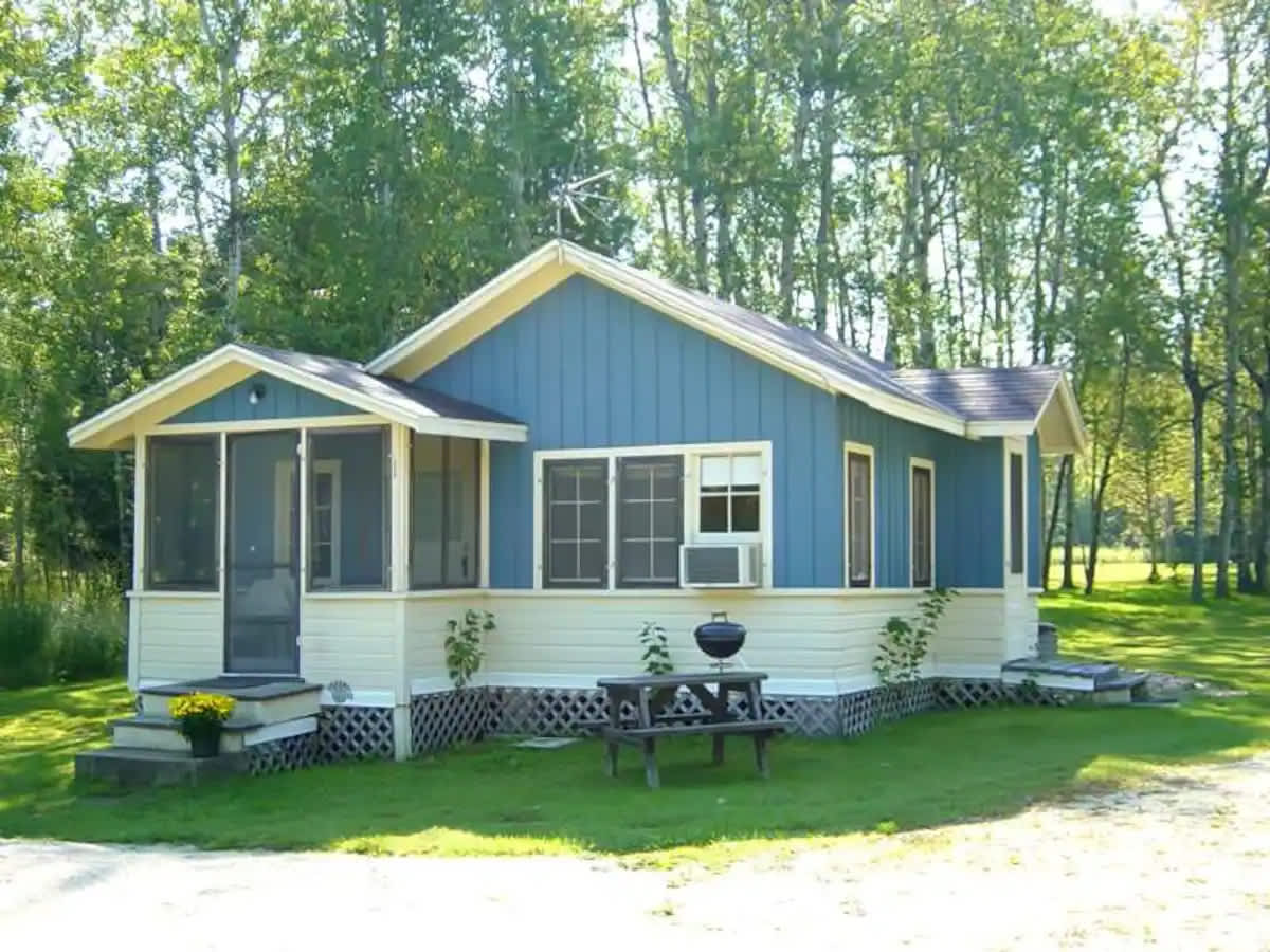 Lake Lane Cottages & Camper - Hipcamp in Sturgeon Bay, Wisconsin