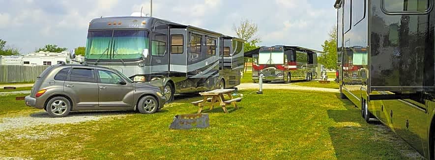 Heartland Resort - Hipcamp in Greenfield, Indiana