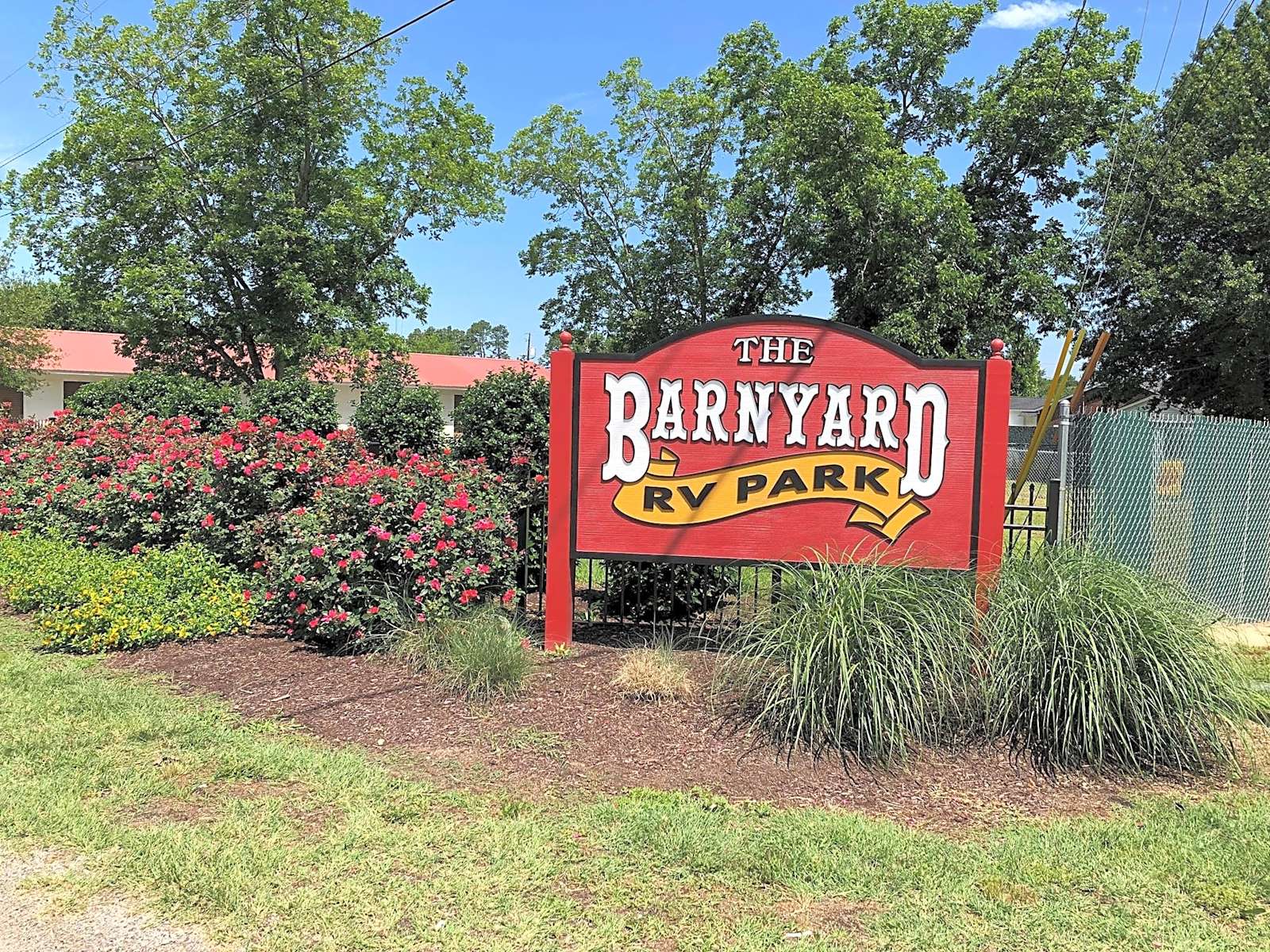 The Barnyard RV Park - Hipcamp in Lexington, South Carolina