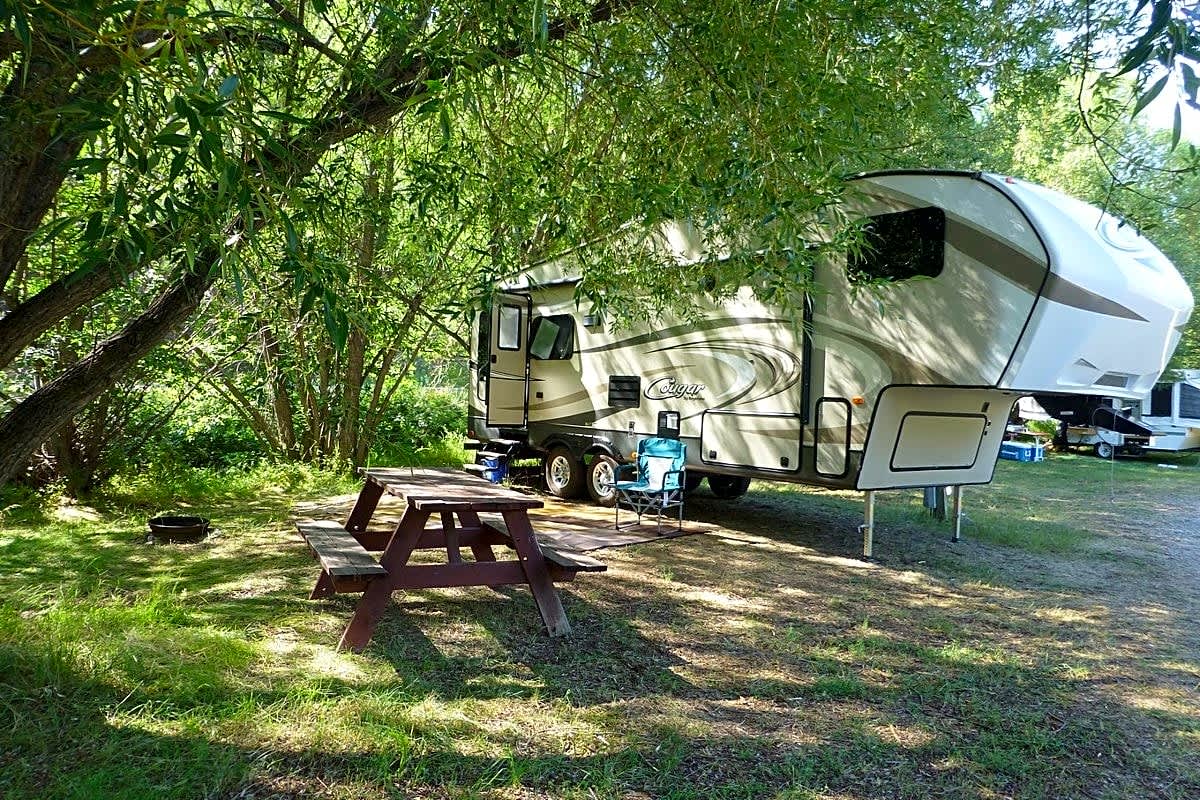 Alhambra RV Park - Hipcamp in Clancy, Montana