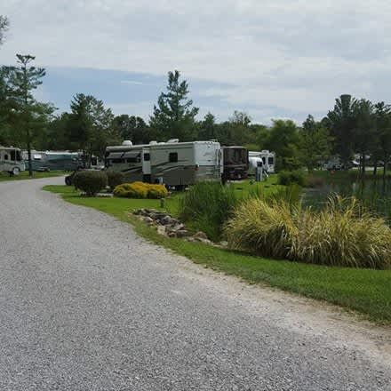 Spring Lake RV Resort - Hipcamp in Crossville, Tennessee