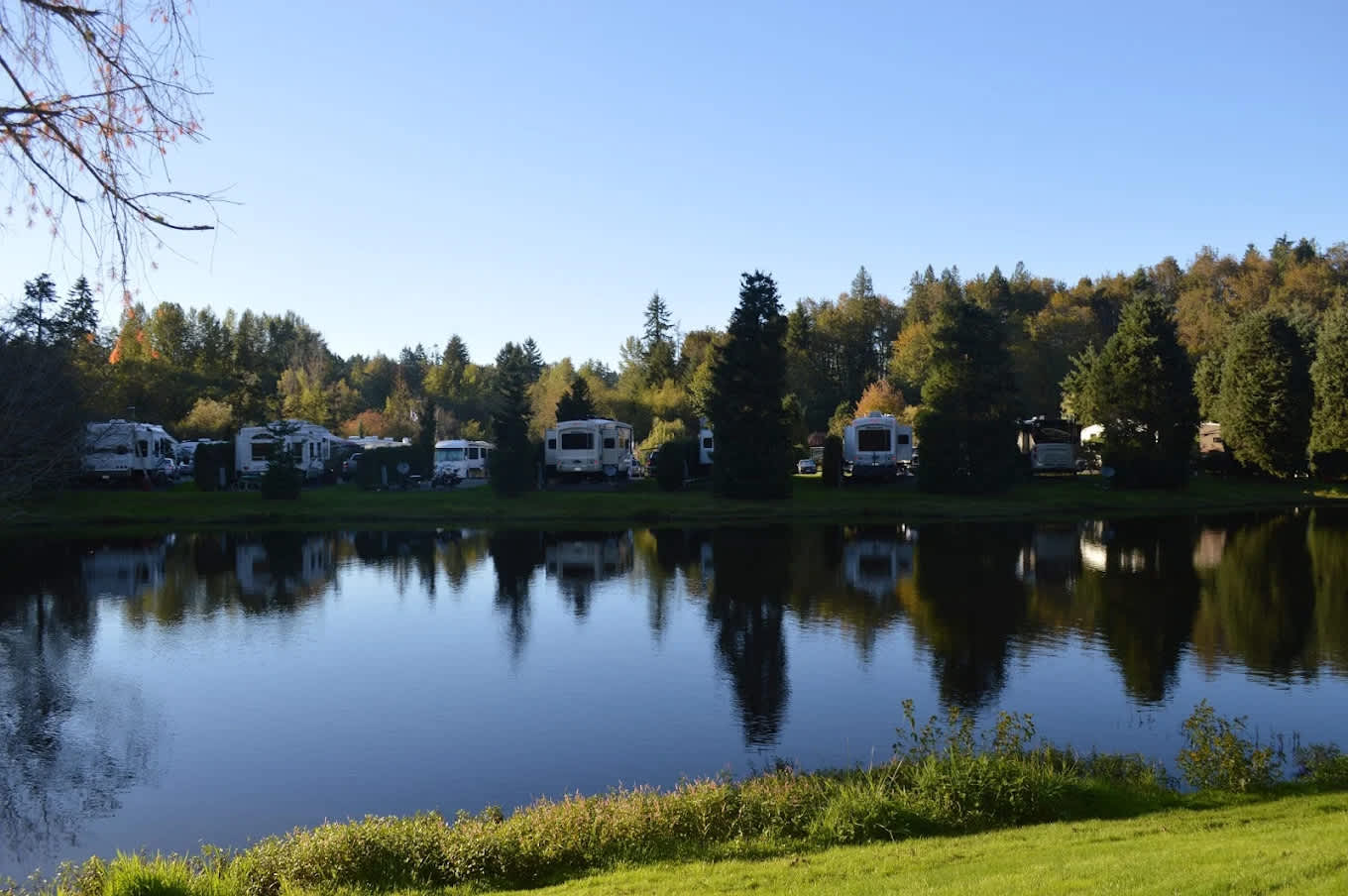Lake Pleasant RV Park - Hipcamp in Bothell, Washington