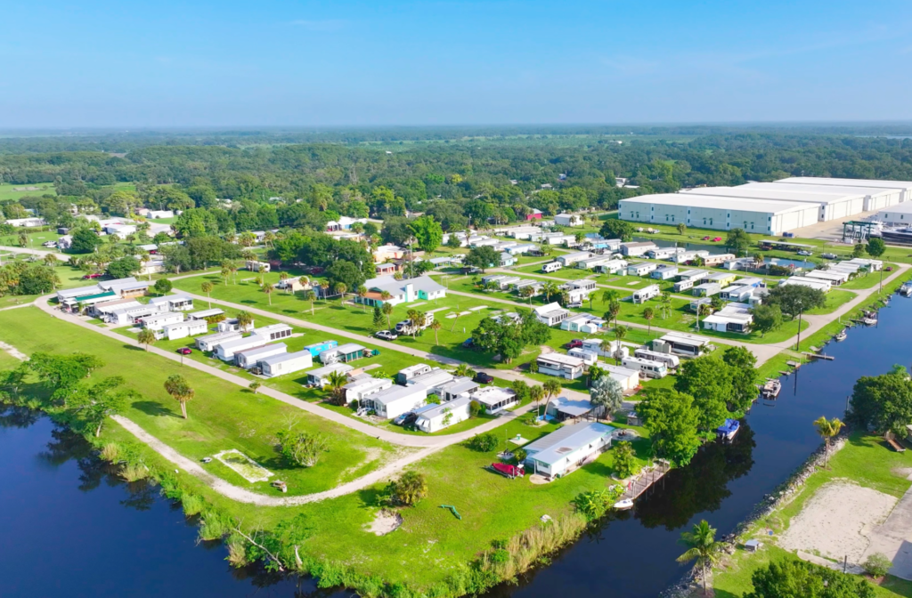 Meadowlark Shores RV Park - Hipcamp in Moore Haven, Florida