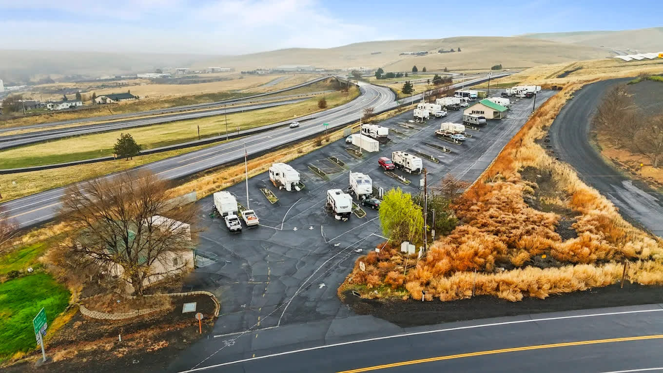 The Lookout RV Park - Hipcamp in Pendleton, Oregon