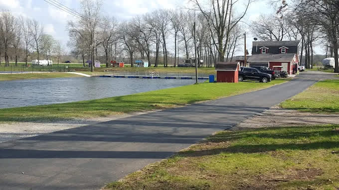 Tall Oaks RV Campground - Hipcamp in Grovertown, Indiana