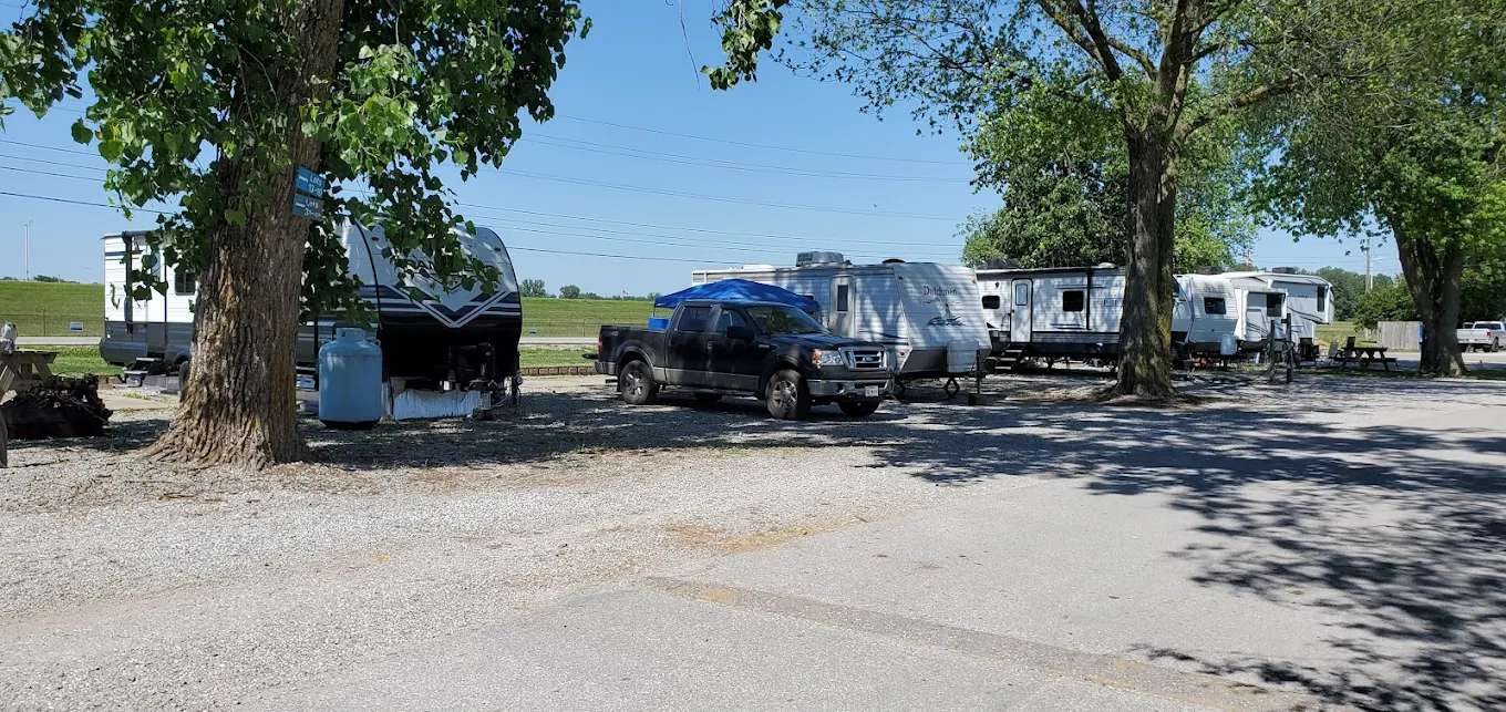 Indy Lakes and RV Campground - Hipcamp in Indianapolis, Indiana