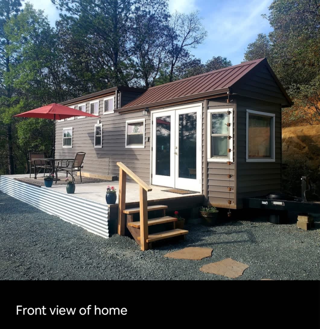 Cozy Tiny Home - Hipcamp in New Hope, Oregon