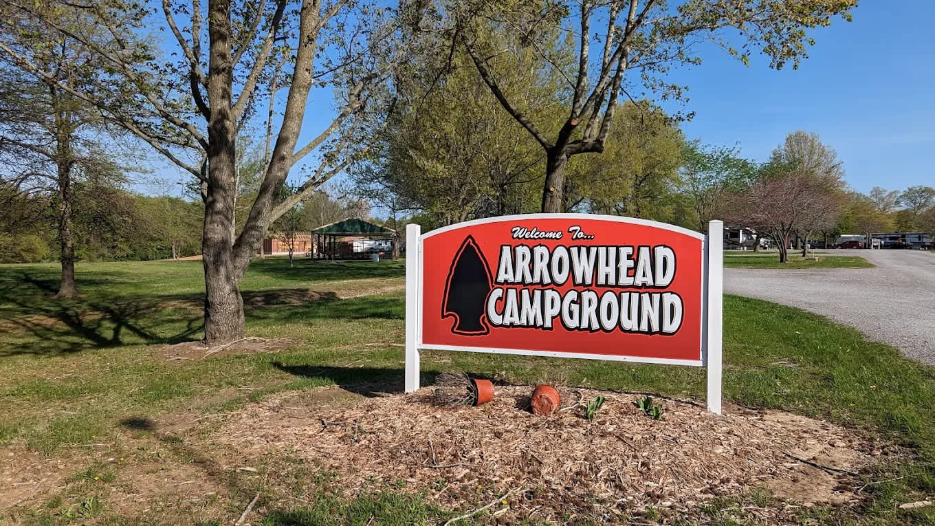 Arrowhead Lake Camp Ground & Recreational Center - Hipcamp in Johnston City, Illinois