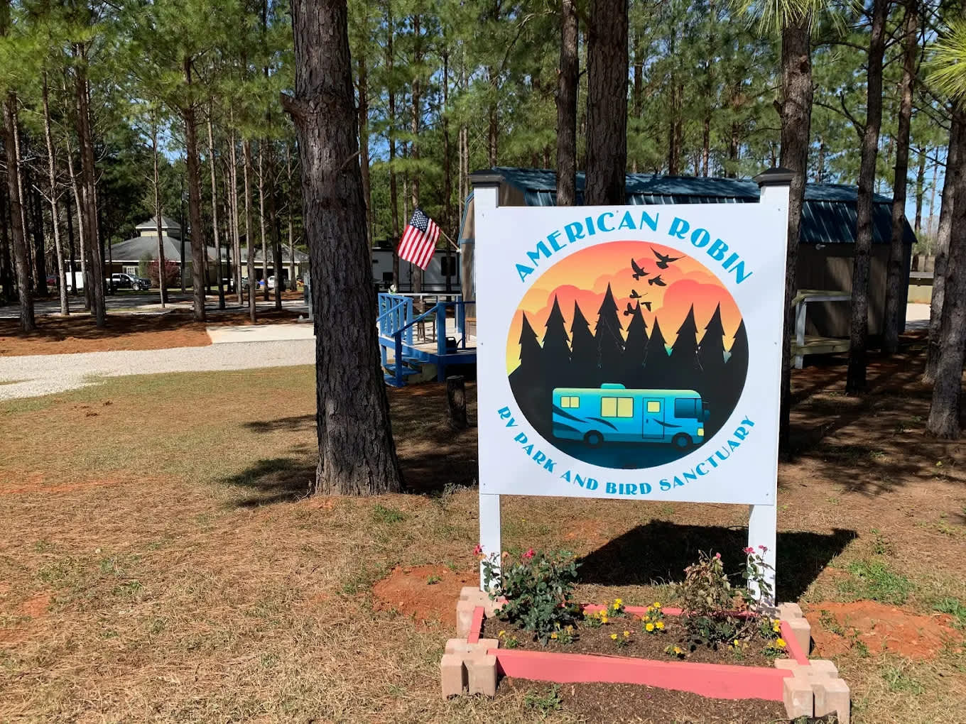 American Robin RV Park & Bird Sanctuary - Hipcamp in Daleville, Alabama