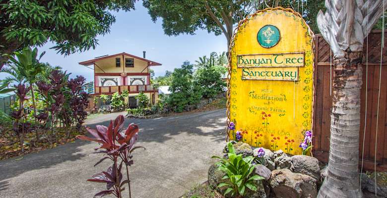 Discover the best campgrounds near Kalaoa, Hawaii with wifi provided