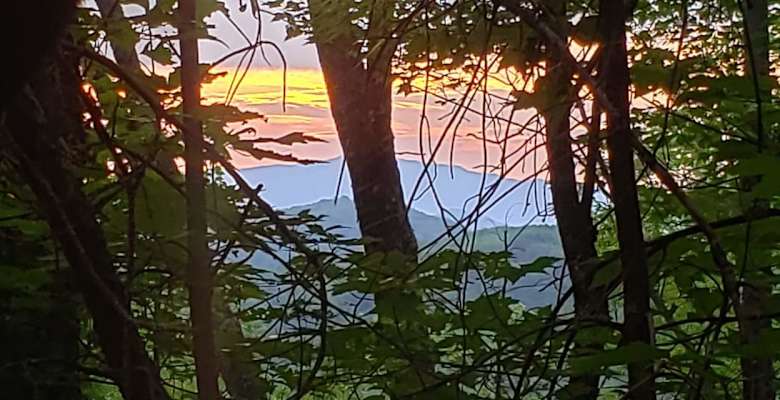 Discover the best RV campgrounds near Pigeon Forge, Tennessee with wifi ...