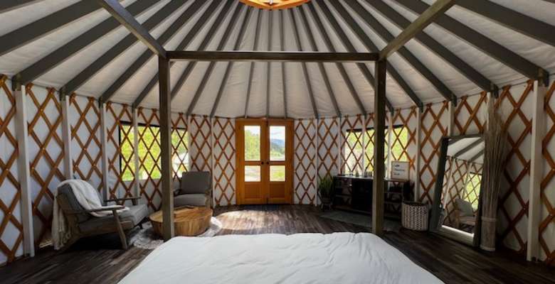 Discover the best yurt rentals near Newport, Washington