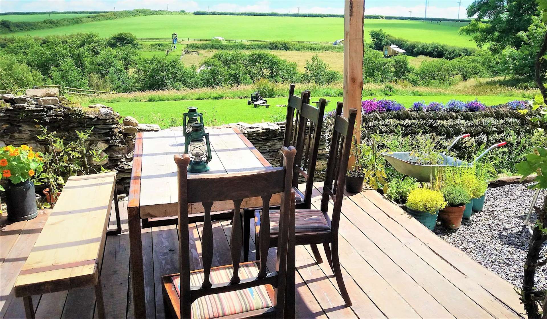 Strawfields Cabins and Camping - Hipcamp in Devon, England