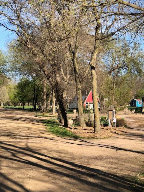 The Retreat at Pointer’s Ridge - Hipcamp in Baltic, South Dakota