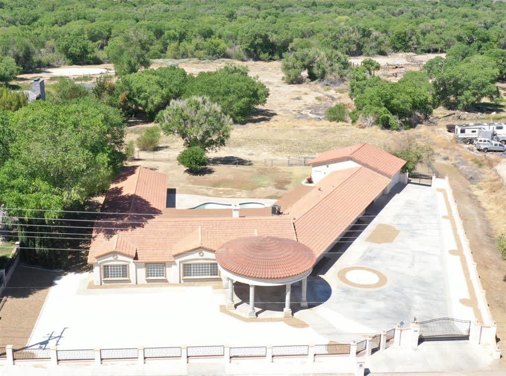 Riverside Homeland - Hipcamp in Apple Valley, California