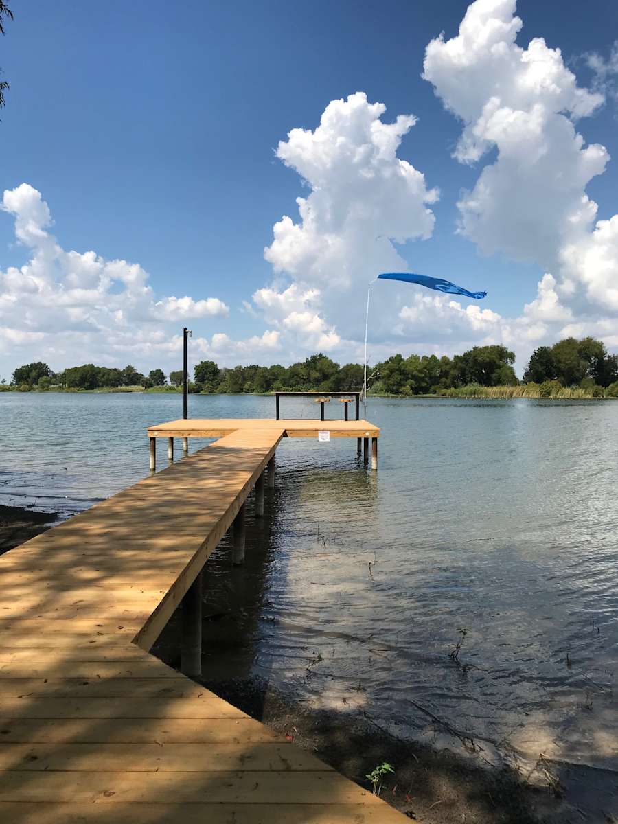 Peninsula Point Luxury RV Resort - Hipcamp in Eureka, Texas