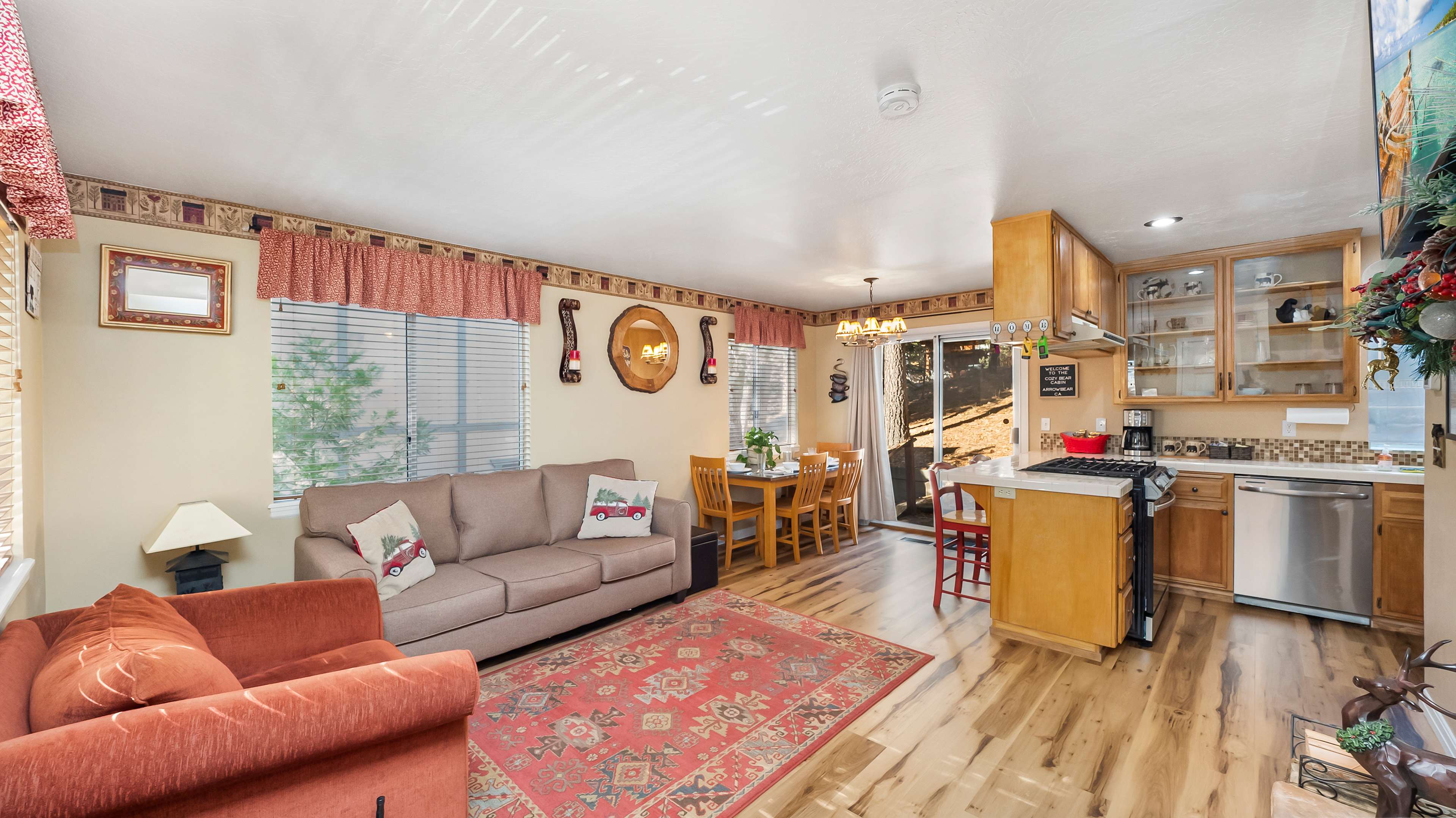 Cozy Bear Cabin - Hipcamp in Arrowbear Lake, California